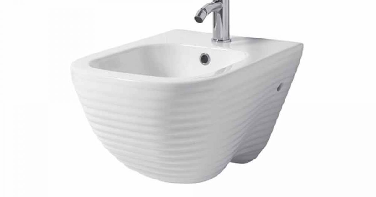 Bidê moderno suspenso em cerâmica branca ou colorida Trabia