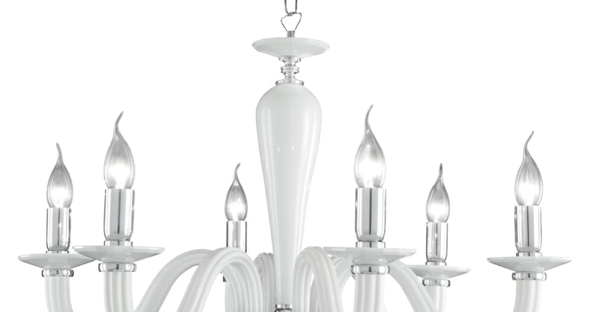 Candelabro de vidro artesanal clássico feito na Itália
